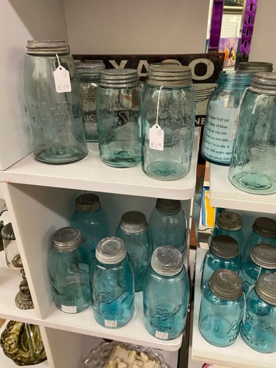 Shopping for Antiques in Elizabethton Tennessee - Shop at Blu